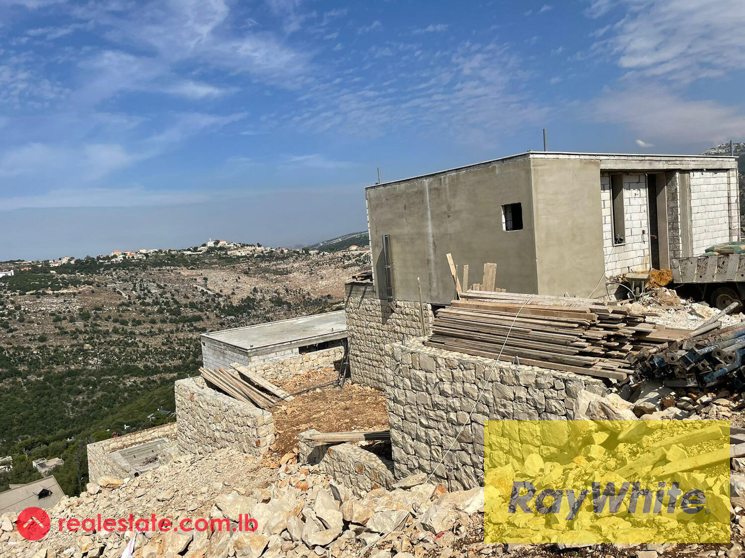Villa for Sale in Alaly Batroun with a 400sqm Land – Ray White ...